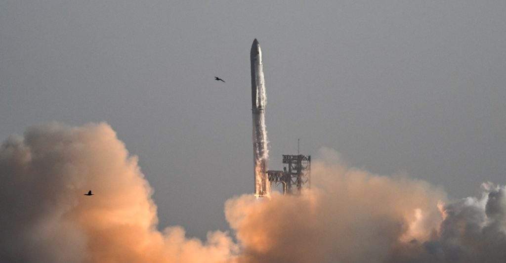 ¿Por qué los cohetes SpaceX siguen explotando? - Tecno Salud